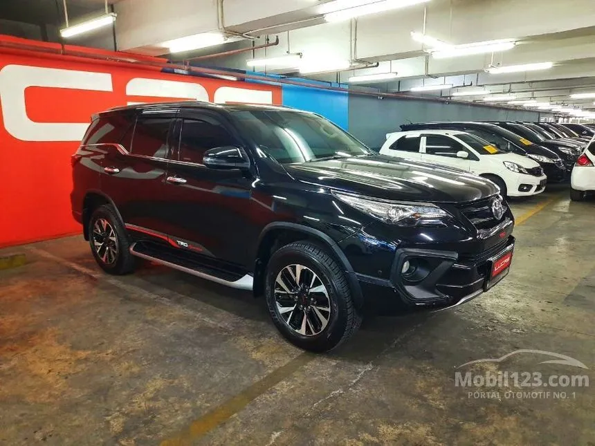 Jual Mobil Toyota Fortuner 2018 TRD 2.4 di Jawa Barat Automatic SUV ...