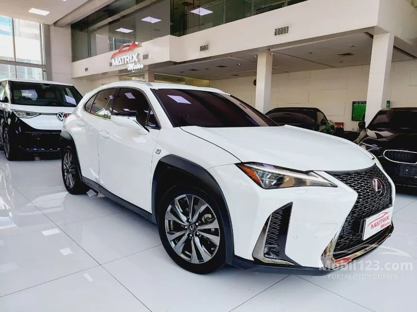 Jual Mobil Lexus UX200 2020 F Sport 2.0 di DKI Jakarta Automatic ...