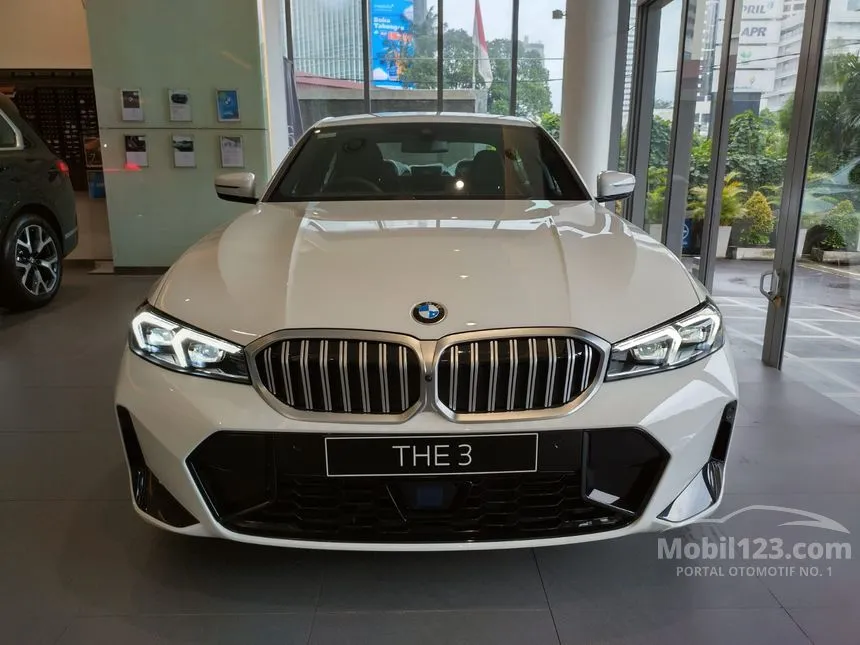 Jual Mobil BMW 320i 2023 M Sport 2.0 di DKI Jakarta Automatic Sedan ...