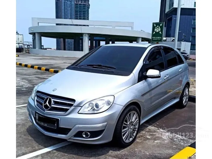 Jual Mobil Mercedes-Benz B180 2010 B180 1.7 di DKI Jakarta Automatic ...