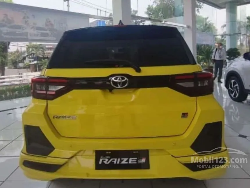 Jual Mobil Toyota Raize 2022 GR Sport 1.0 di Banten Automatic Wagon ...