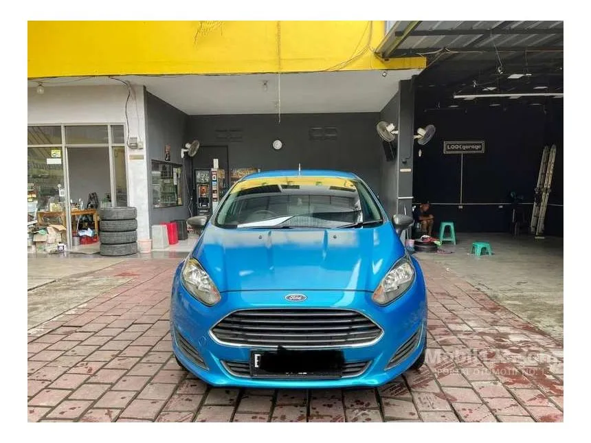 Jual Mobil Ford Fiesta 2014 Trend 1.5 di Jawa Barat Automatic Hatchback ...