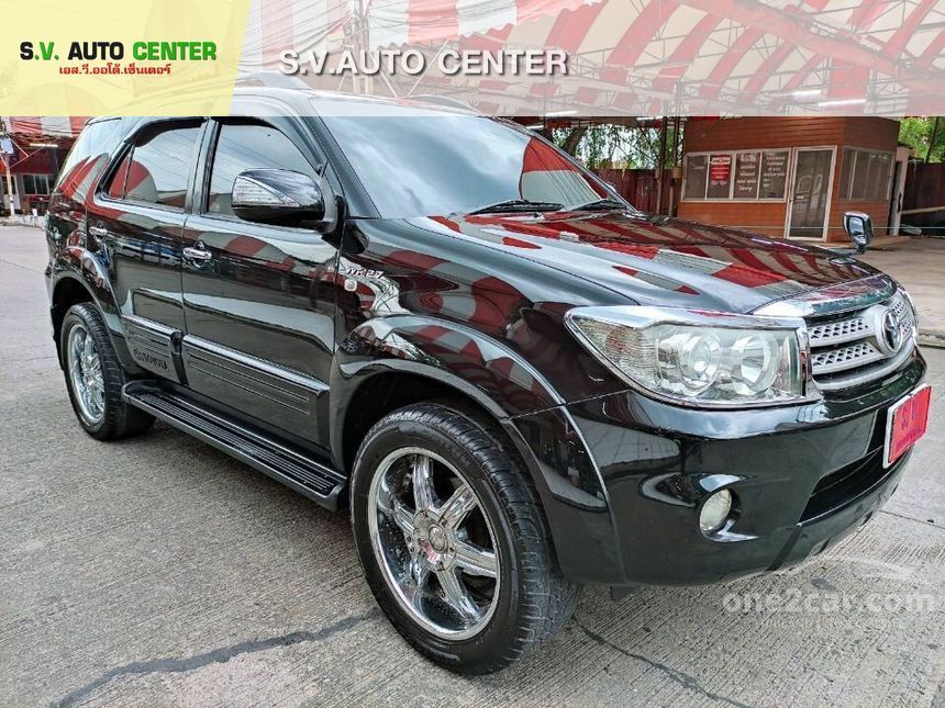 2009 Toyota Fortuner 2.7 (ปี 08-11) V SUV for sale on One2car