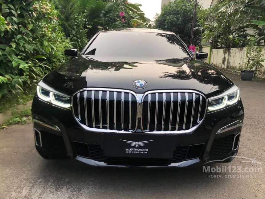 Jual Mobil BMW 730Li 2021 M Sport 2.0 di DKI Jakarta Automatic Sedan Hitam Rp 1.695.000.000 ...