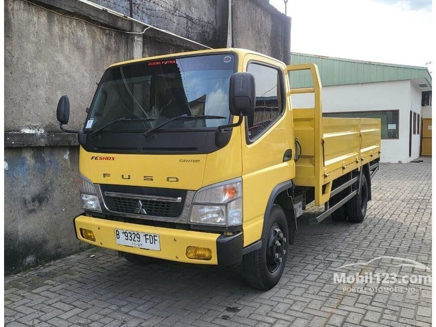 Jual Mobil Mitsubishi Canter 2022 FE 75 SHDX N 3.9 di DKI Jakarta ...