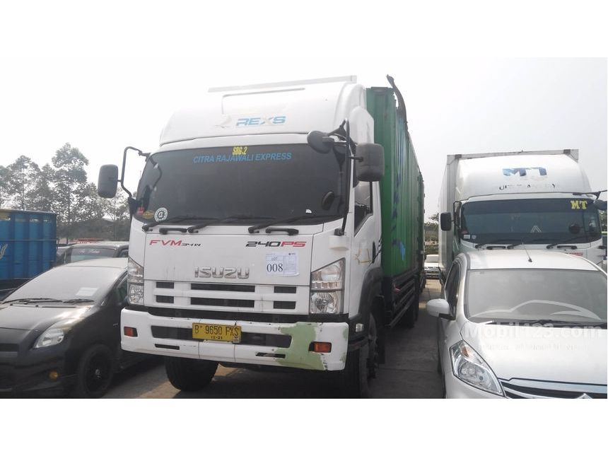 Jual Mobil Isuzu Giga 2016 7.8 di Banten Manual Trucks Putih Rp 600.000 ...