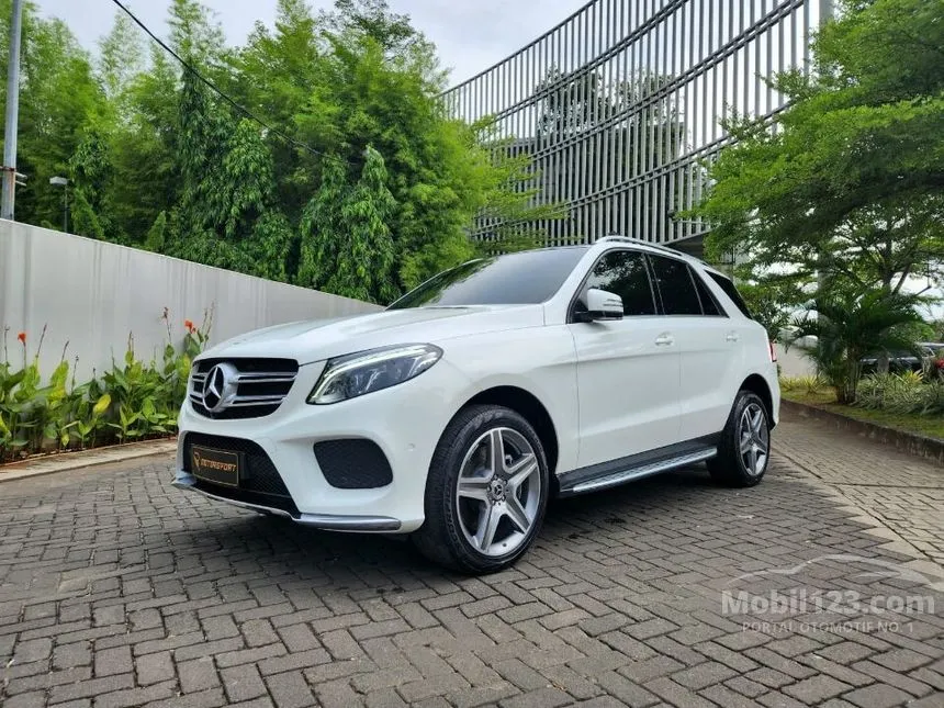 Jual Mobil Mercedes-Benz GLE400 2018 4MATIC AMG 3.0 di DKI Jakarta Automatic SUV Putih Rp 925. ...