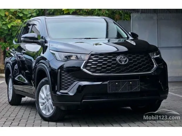 Jual Toyota Kijang Innova Zenix G HV (Premium Color) Bekas 2024 di ...