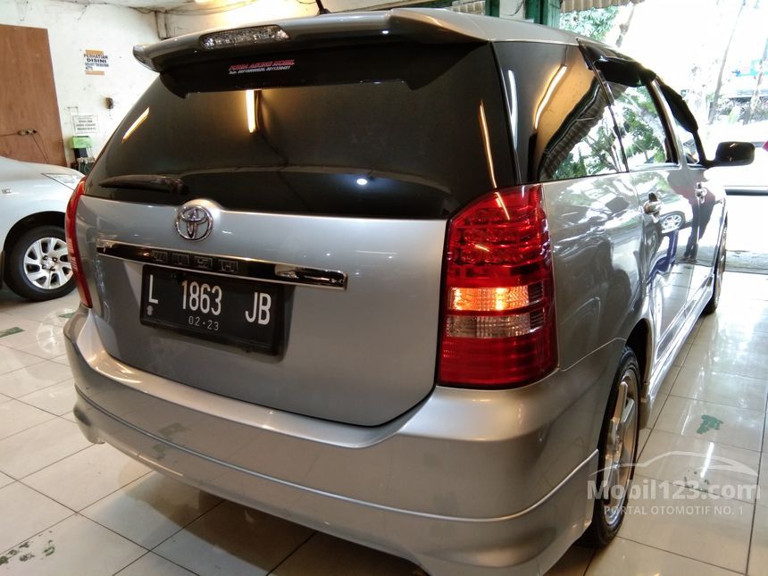 Jual Mobil Toyota Wish 2004 1.8 di Jawa Timur Automatic MPV Silver Rp ...