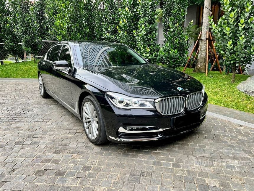 Jual Mobil BMW 740Li 2017 Pure Excellence 3.0 di DKI Jakarta Automatic ...