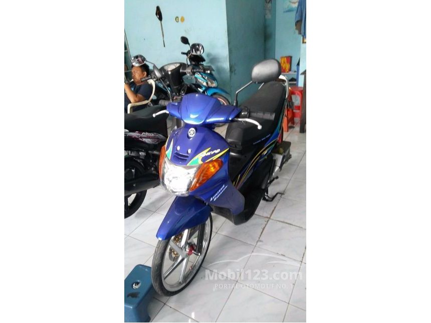 Jual Motor Yamaha Nouvo 2003 0.1 di DKI Jakarta Automatic Biru Rp 6.000 ...