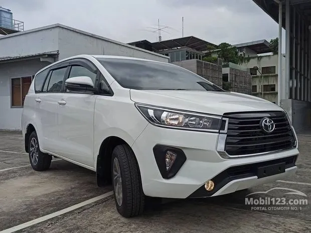 Toyota Kijang Innova G Baru 2023 di Indonesia DP Rendah, Harga Murah ...