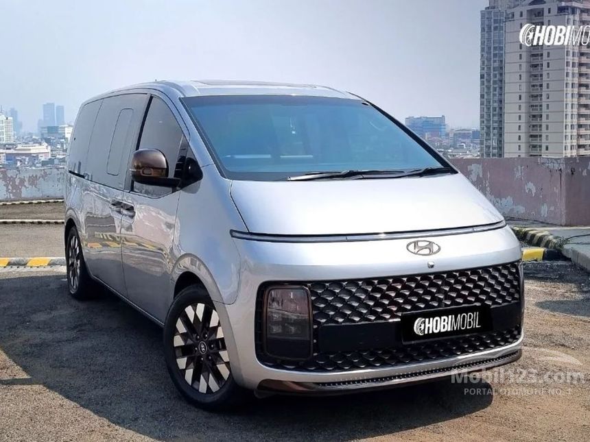 Jual Mobil Hyundai Staria 2021 Signature 9 2.2 di DKI Jakarta Automatic ...