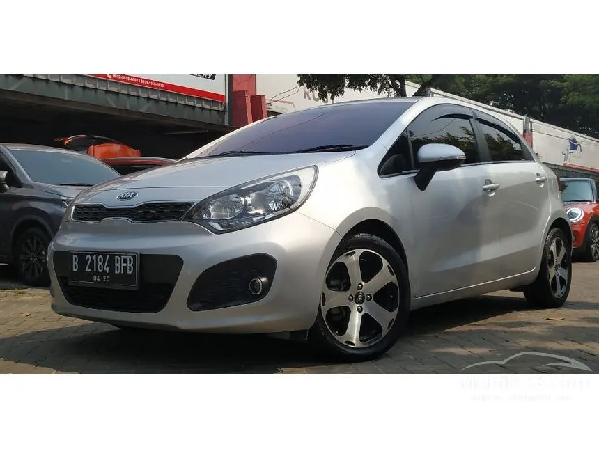 Jual Mobil KIA Rio 2014 1.4 di DKI Jakarta Automatic Hatchback Silver ...