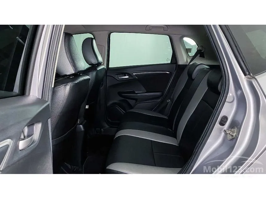 Jual Mobil Honda Jazz 2017 RS 1.5 di Jawa Barat Automatic Hatchback Silver Rp 223.000.000 ...