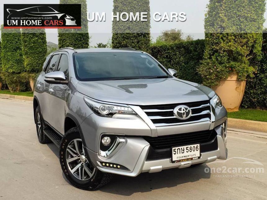Toyota Fortuner 2017 V 2.8 in กรุงเทพและปริมณฑล Automatic SUV สีเงิน ...