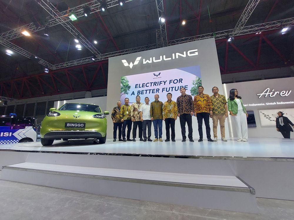 Pertegas Komitmen Elektrifikasi di Indonesia, Wuling Pamer Binggo di ...