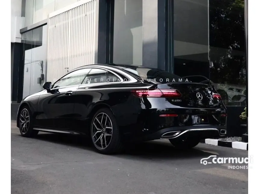 Mercedes-Benz E300 2023 AMG Line 2.0 in DKI Jakarta Automatic Sedan ...