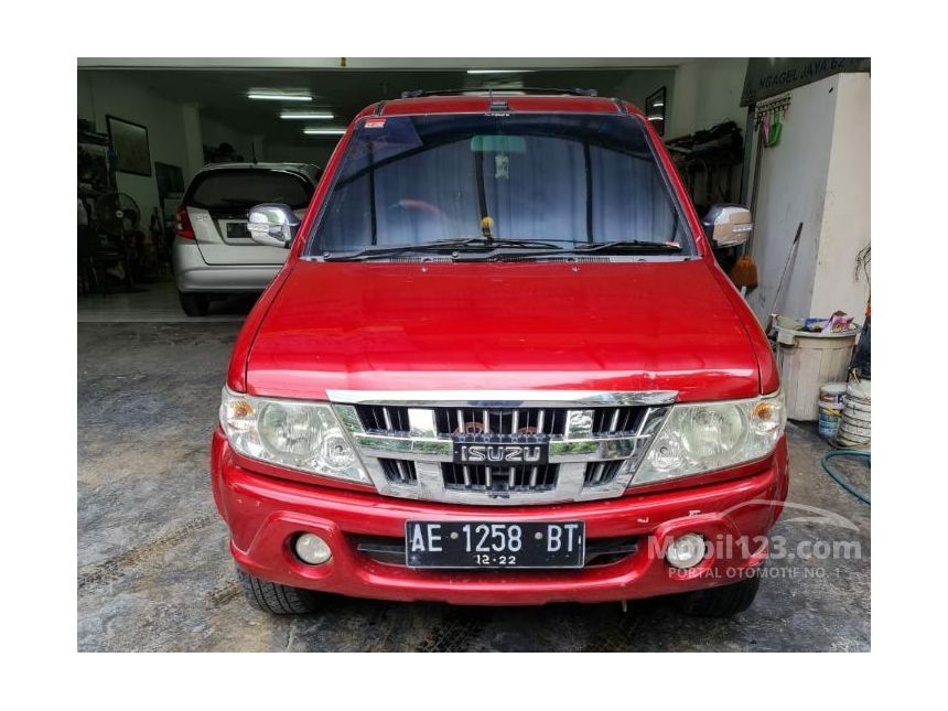 Jual Mobil Isuzu Panther 2010 GRAND TOURING 2.5 di Jawa Timur Manual ...