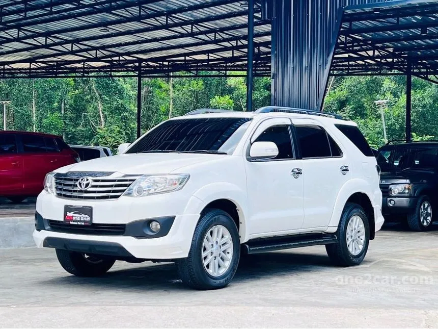 2013 Toyota Fortuner 2.7 (ปี 12-15) V SUV มือสอง One2car