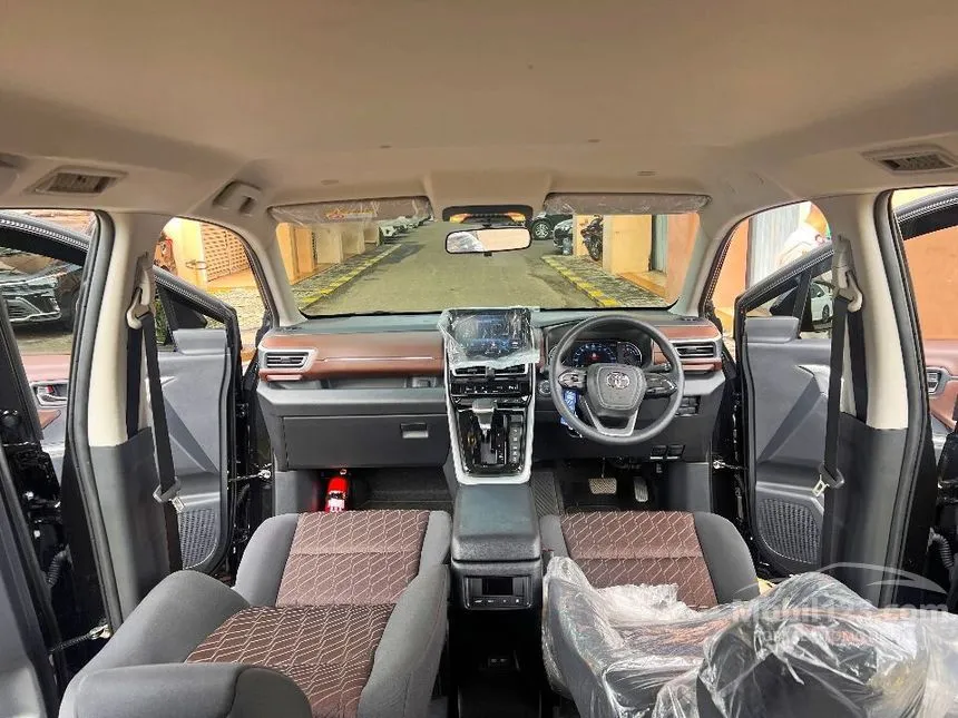 Jual Mobil Toyota Kijang Innova Zenix 2022 G HV 2.0 di DKI Jakarta ...