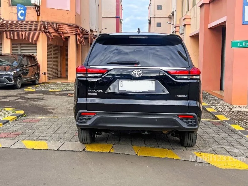 Jual Mobil Toyota Kijang Innova Zenix 2022 G HV 2.0 di DKI Jakarta ...