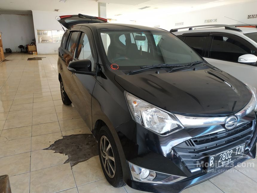 Jual Mobil Daihatsu Sigra 2018 R 1.2 di Jawa Barat Automatic MPV Hitam ...