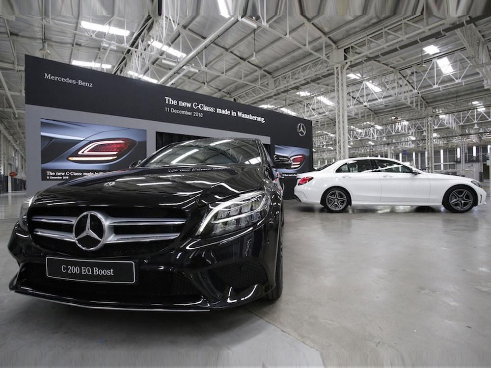 Mobil Bekas Mercedes-Benz Laris Manis di 2018 - Berita Otomotif | Mobil123