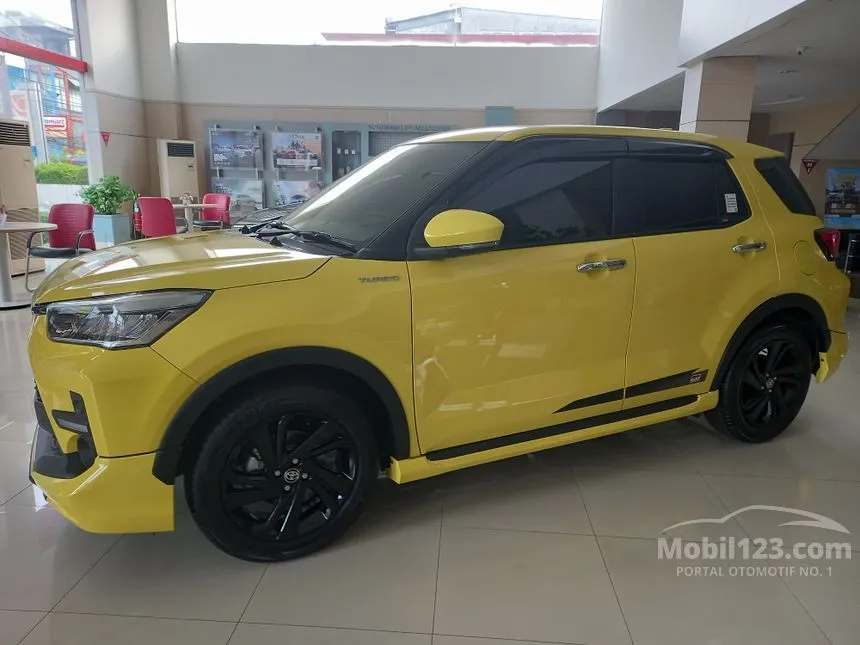 Jual Mobil Toyota Raize 2021 GR Sport 1.0 di Jawa Barat Automatic Wagon ...