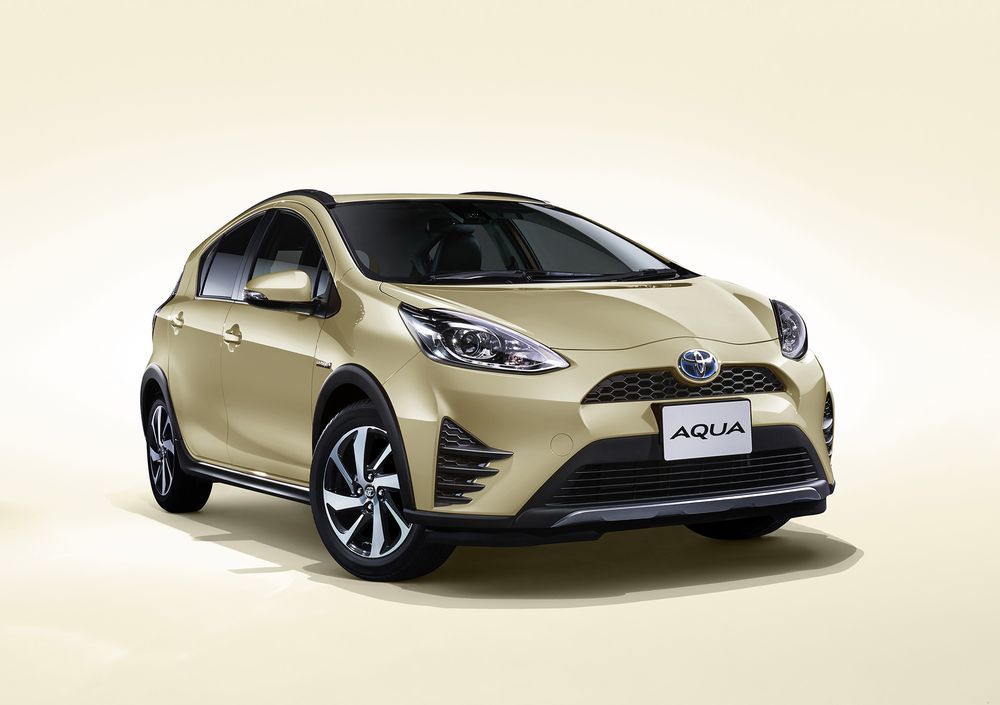 2017 Toyota Prius C Minor Change Introduced, Crossover Variant Now ...