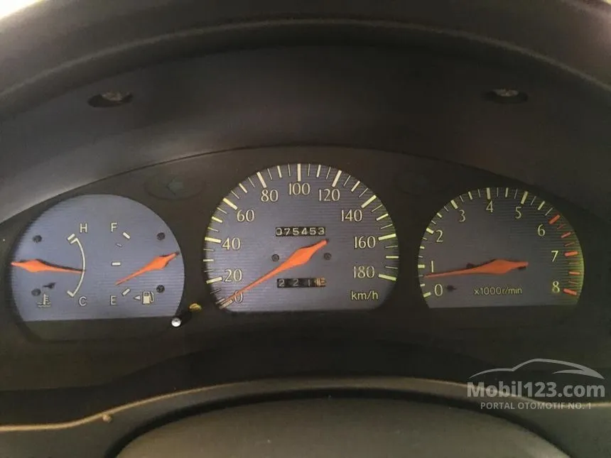 Jual Mobil Toyota Soluna 2000 GLi 1.5 di Banten Automatic Sedan Merah ...