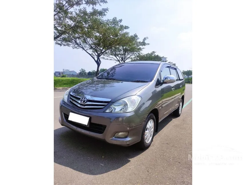 Jual Mobil Toyota Kijang Innova 2009 V 2.0 di Banten Automatic MPV Abu ...