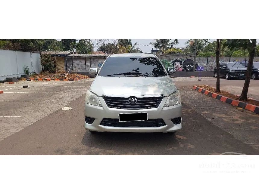 Jual Mobil Toyota Kijang Innova 2012 J 2.0 di Jawa Barat Manual MPV ...