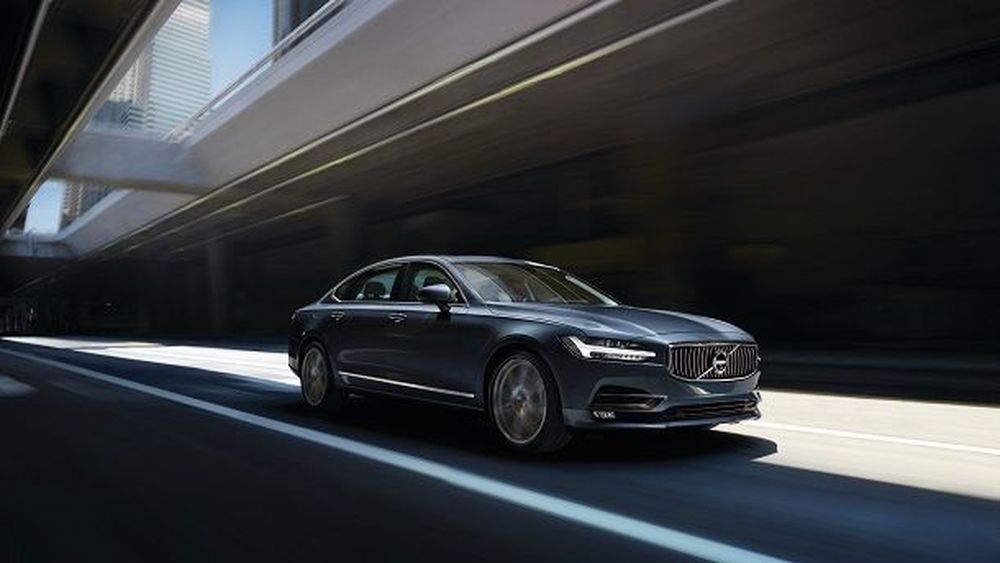 Volvo เดินหน้าพัฒนา S90 แย่งลูกค้าจาก BMW 5-Series และ Audi A6 - ข่าวในวงการรถยนต์