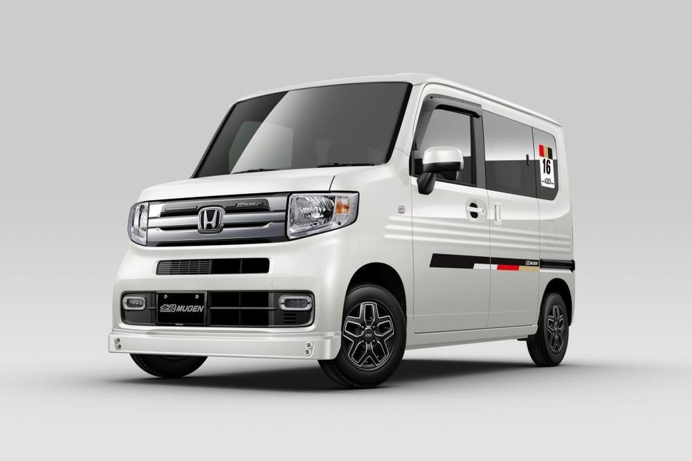 Honda Chopped Off The B-Pillars Of The N-Van - It Fits An Entire Nasi ...
