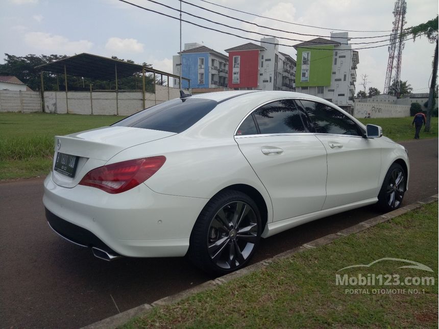 Jual Mobil Mercedes-Benz CLA200 2017 Shooting Brake 1.6 di Banten ...
