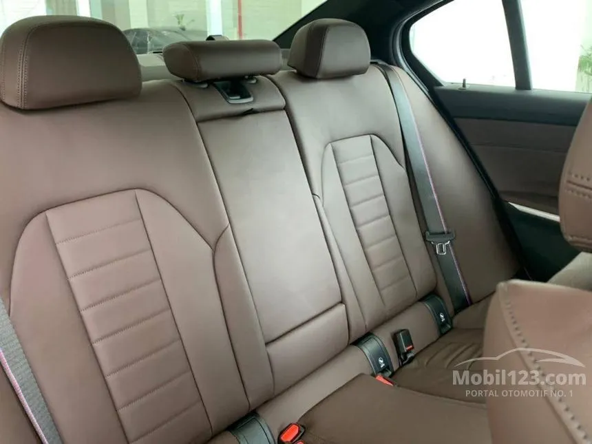Jual Mobil BMW 330i 2022 M Sport 2.0 di Banten Automatic Sedan Hitam Rp ...