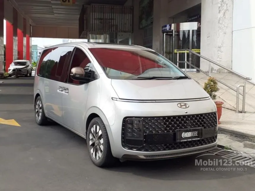 Jual Mobil Hyundai Staria 2021 Signature 7 2.2 di DKI Jakarta Automatic ...