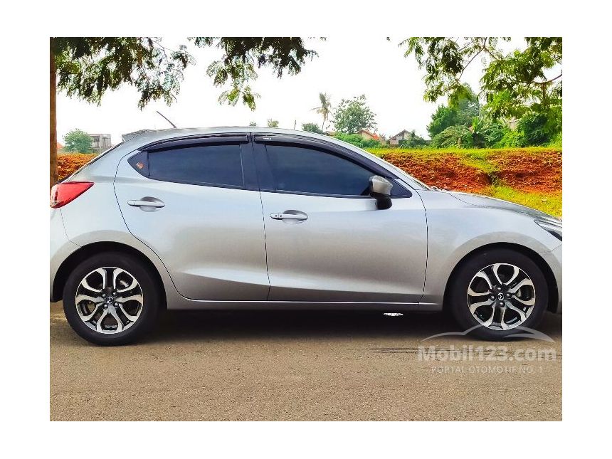 Jual Mobil Mazda 2 2016 R 1.5 di DKI Jakarta Automatic Hatchback Silver ...