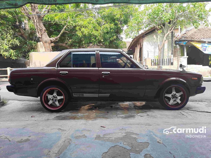 Jual Mobil Toyota Corona 1979 2.0 di Jawa Barat Manual Sedan Merah Rp ...