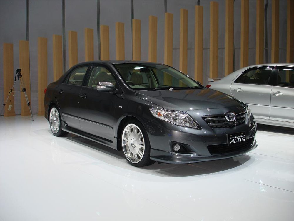 Modifikasi Toyota Corolla Altis, Lenyapkan Kesan Sedan Bapak-bapak - Panduan Pembeli | Mobil123