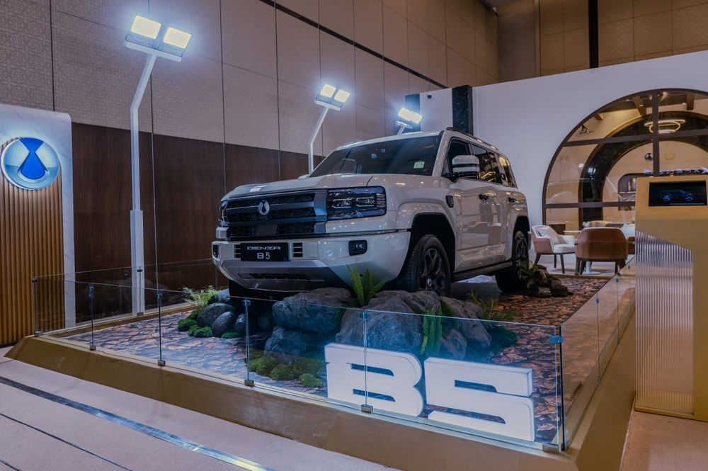 DENZA B5 Resmi Diperkenalkan di BCA Expoversary 2026, Siap Tantang Tank ...