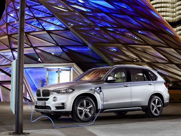 BMW X5 Plug-in Hybrid dengan Performa Sensasional dan Efisiensi BBM ...