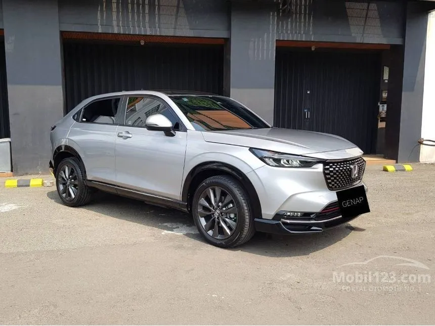 Jual Mobil Honda HR-V 2022 RS Turbo 1.5 di DKI Jakarta Automatic SUV ...