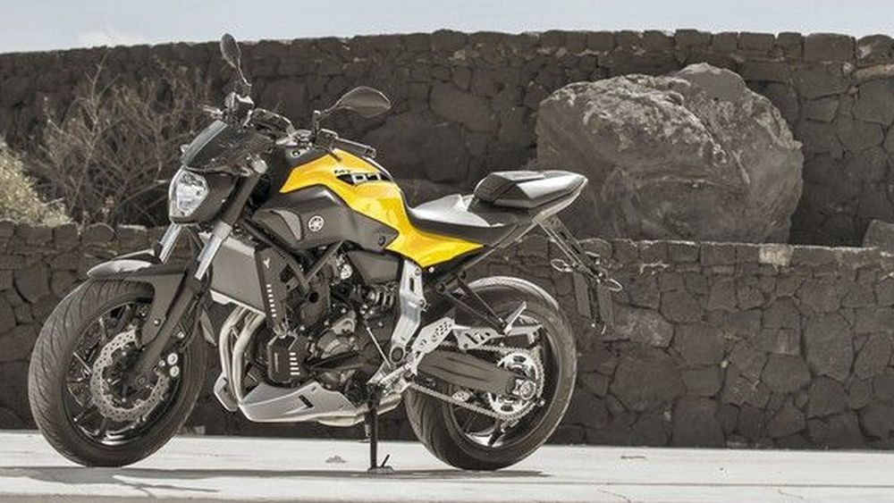 เปิดราคา 2015 Yamaha MT-07 สองสูบสุดเก๋าจากค่ายส้อมเสียง - ราคา ...