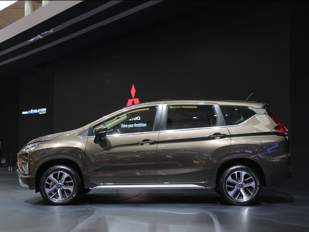 Mitsubishi Xpander GLX Kini Punya Double Blower, Ultimate Ada Cruise ...