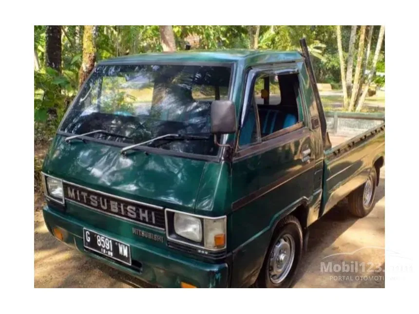 Jual Mobil Mitsubishi Colt L300 1984 Standard 1.6 di Jawa Tengah Manual ...