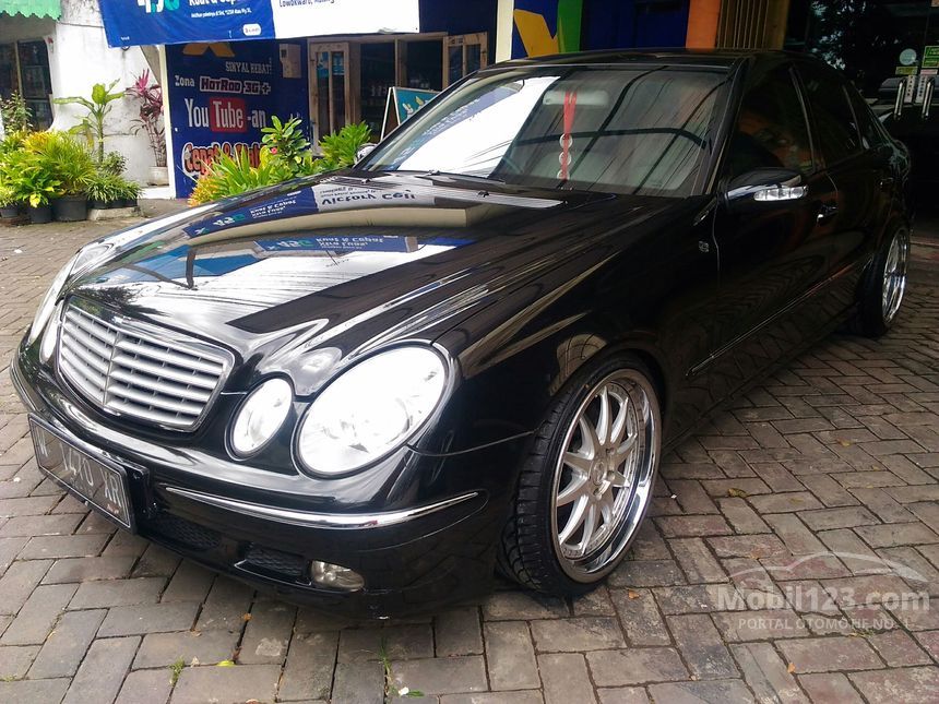 Jual Mobil Mercedes-Benz E260 2003 E260 2.6 di Jawa Timur Automatic ...
