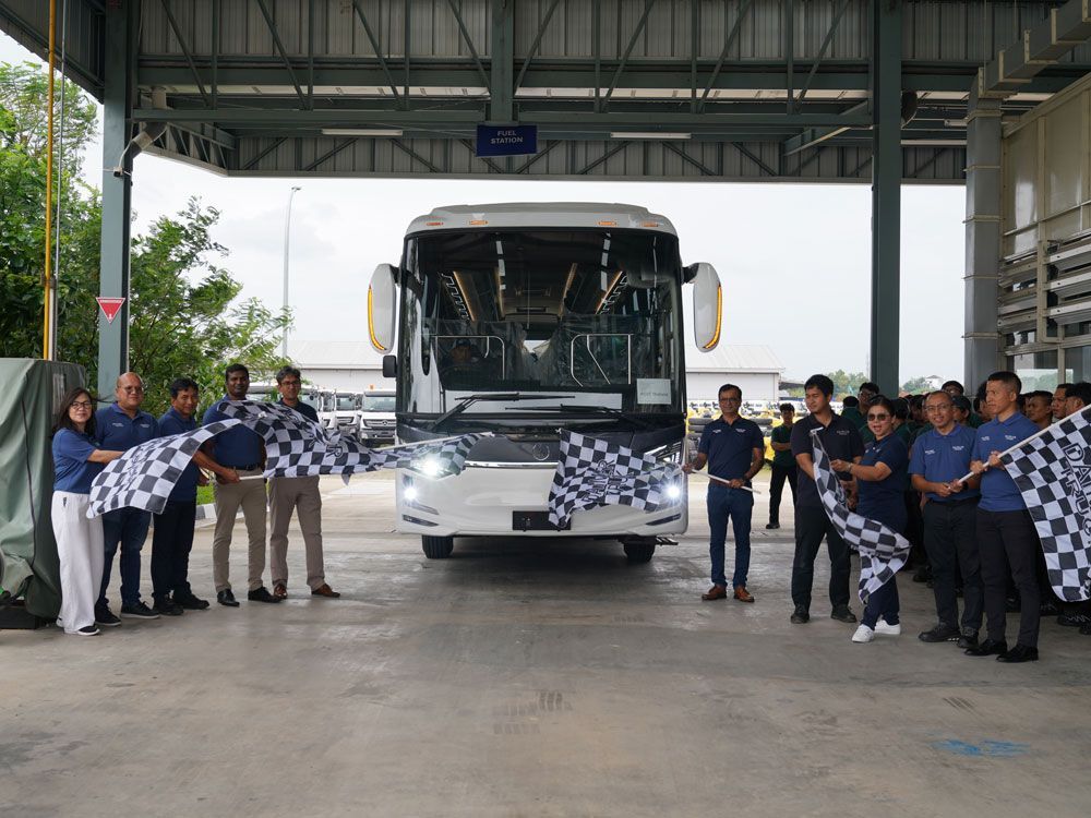 Mercedes-Benz Mulai Ekspor Bus Utuh Rakitan Indonesia - Berita Otomotif ...