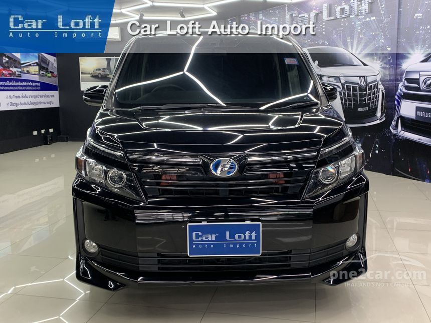 2016 Toyota Voxy 1.8 (ปี 14-17) Hybrid MPV AT for sale on One2car